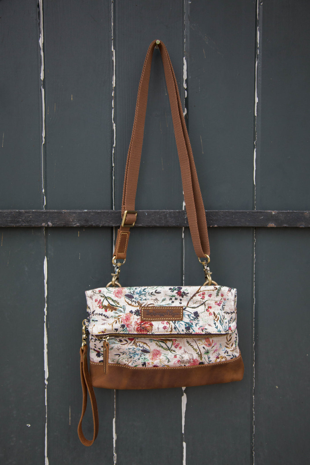 Clutch - Blush Fable | Stylish, Designer Camera Bags for Professional ...