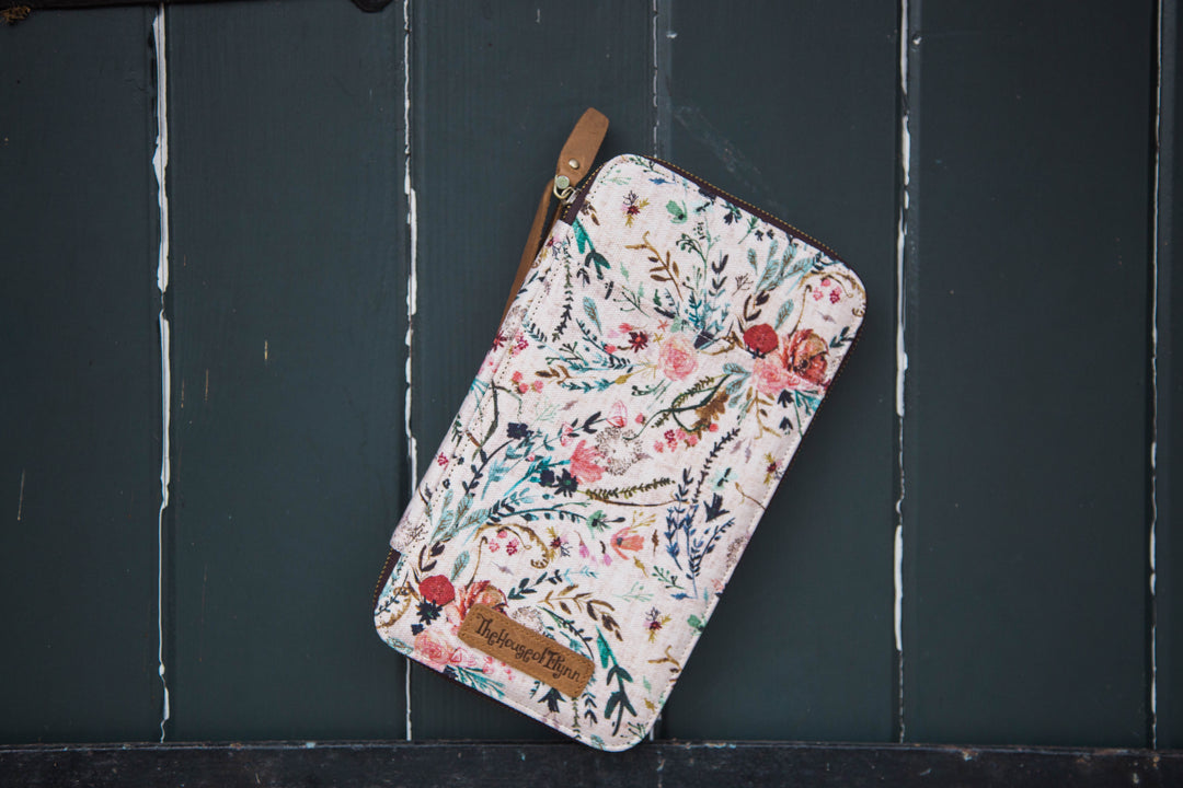 Traveler's Wallet - Blush Fable | Stylish, Designer Camera Bags for ...